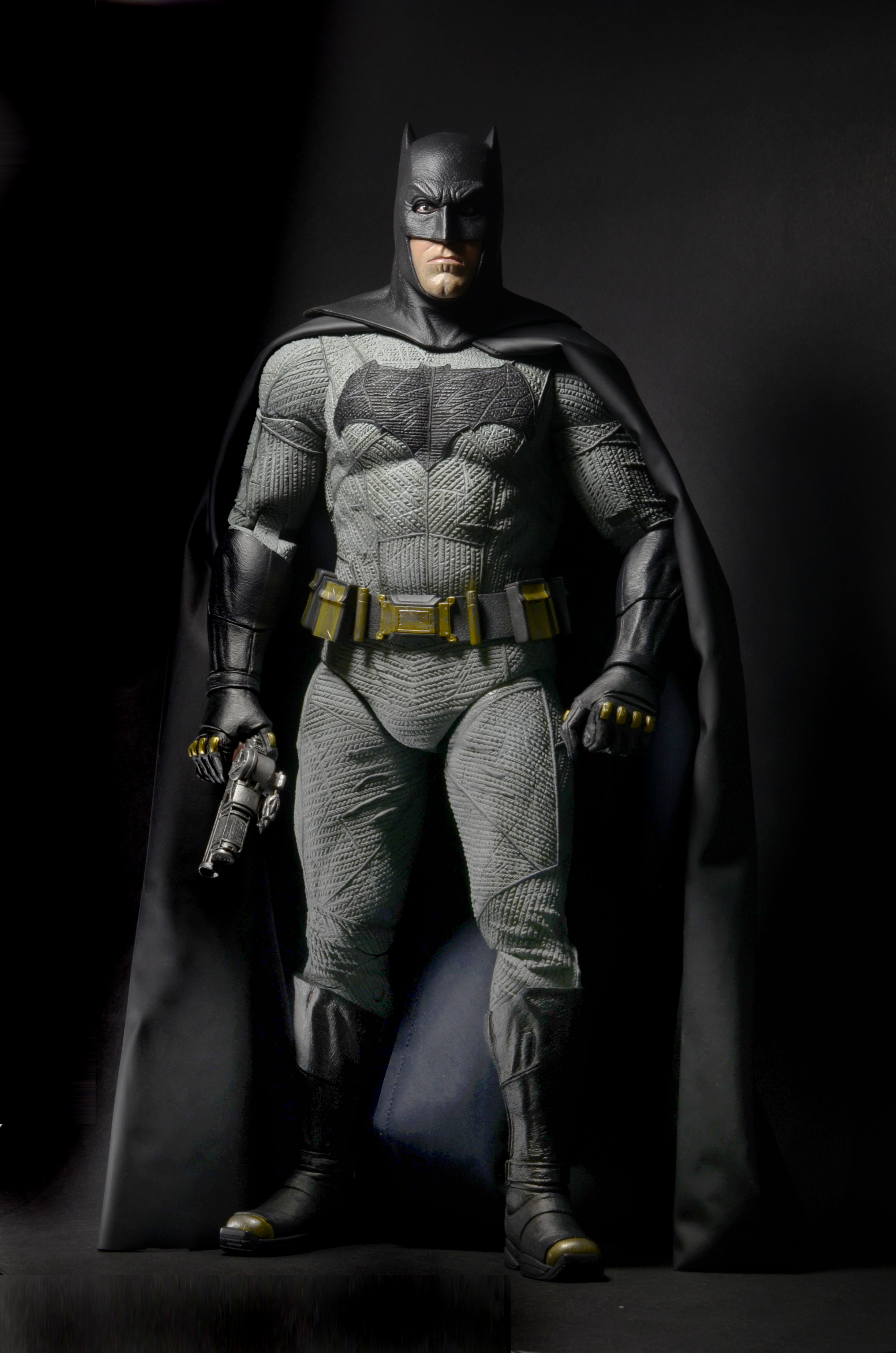 BEHIND-THE-SCENES EXCLUSIVE: NECA’s Amazing Affleck BATMAN | 13th ...