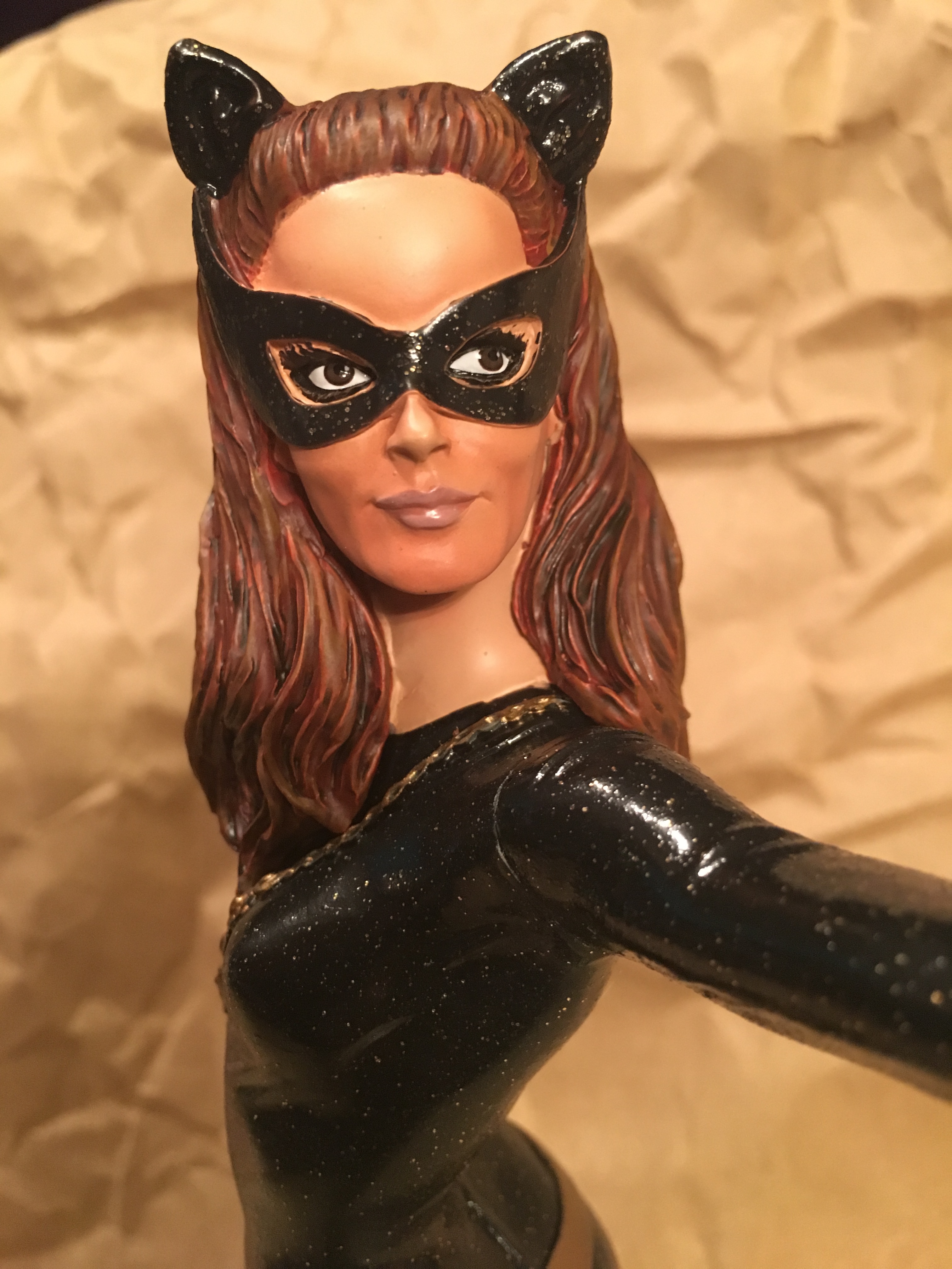 FIRST REVIEW: This Julie Newmar Statue is the CATWOMAN’S Meow | 13th ...