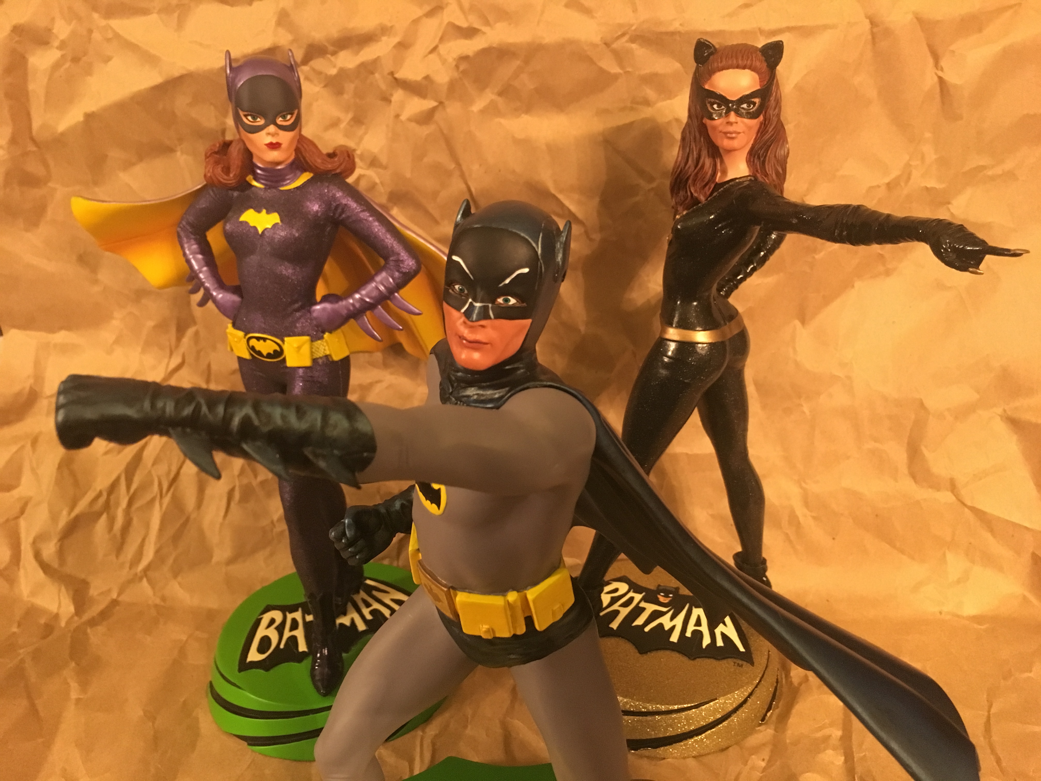 FIRST REVIEW: The Dynamic Diamond BATMAN ’66 Statue | 13th Dimension ...