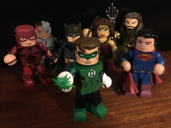 REVIEW: Diamond’s JUSTICE LEAGUE Vinimates | 13th Dimension, Comics ...