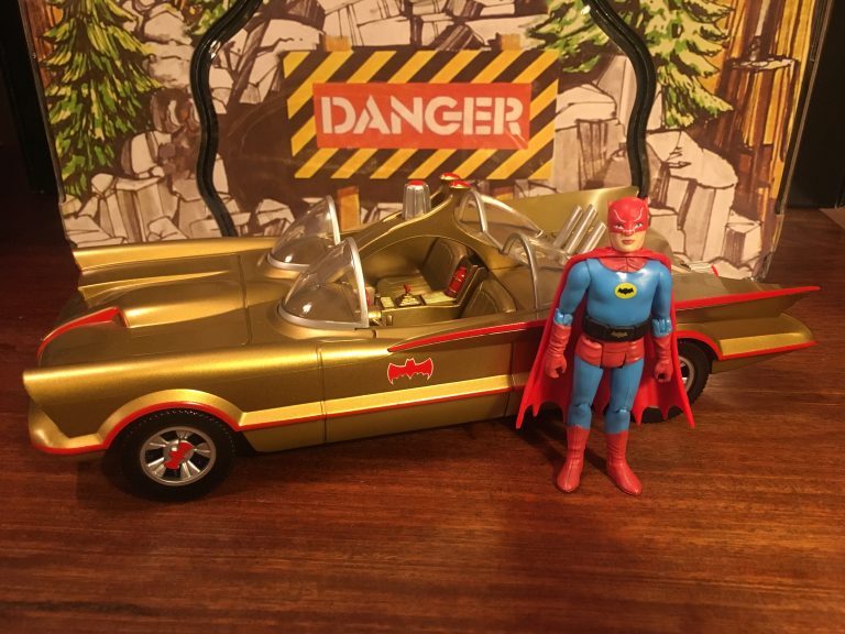 REVIEW: Funko’s New 1966 BATMOBILE Goes For Gold | 13th Dimension ...