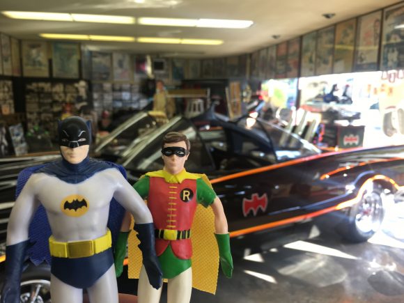 HOLY SIGHTSEEING! Take a Modern Tour of 1966 GOTHAM CITY | 13th ...