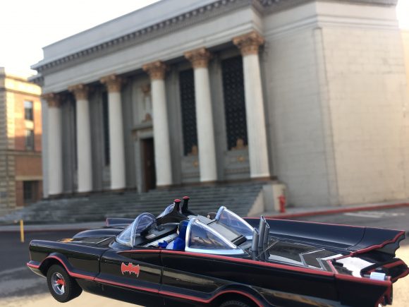 HOLY SIGHTSEEING! Take a Modern Tour of 1966 GOTHAM CITY | 13th ...