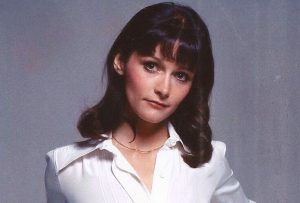 13 Reasons MARGOT KIDDER Was the Best LOIS LANE Ever | 13th Dimension ...