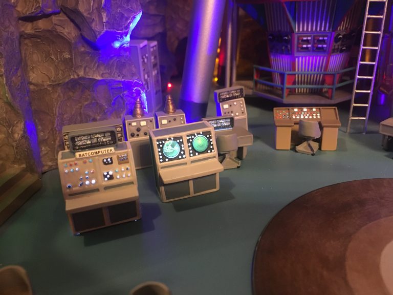 REVIEW: Factory’s 1966 BATCAVE Model Is an Epic Achievement | 13th ...