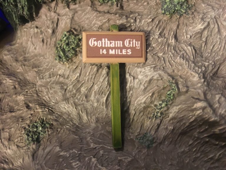 REVIEW: Factory’s 1966 BATCAVE Model Is an Epic Achievement | 13th ...