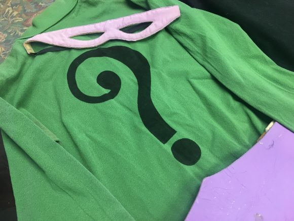 Dig This UP-CLOSE LOOK at an Original RIDDLER Costume | 13th Dimension ...