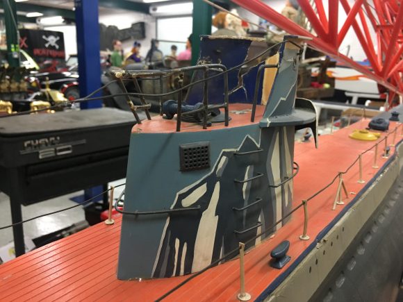 Dig This UP-CLOSE LOOK at the Original 1966 PENGUIN SUB | 13th ...