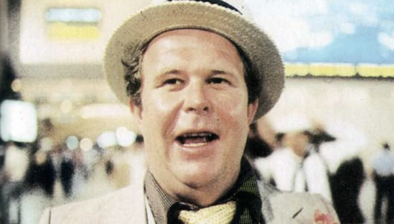 OTISBURG: A Visit to the Funniest Place in SUPERMAN | 13th Dimension ...