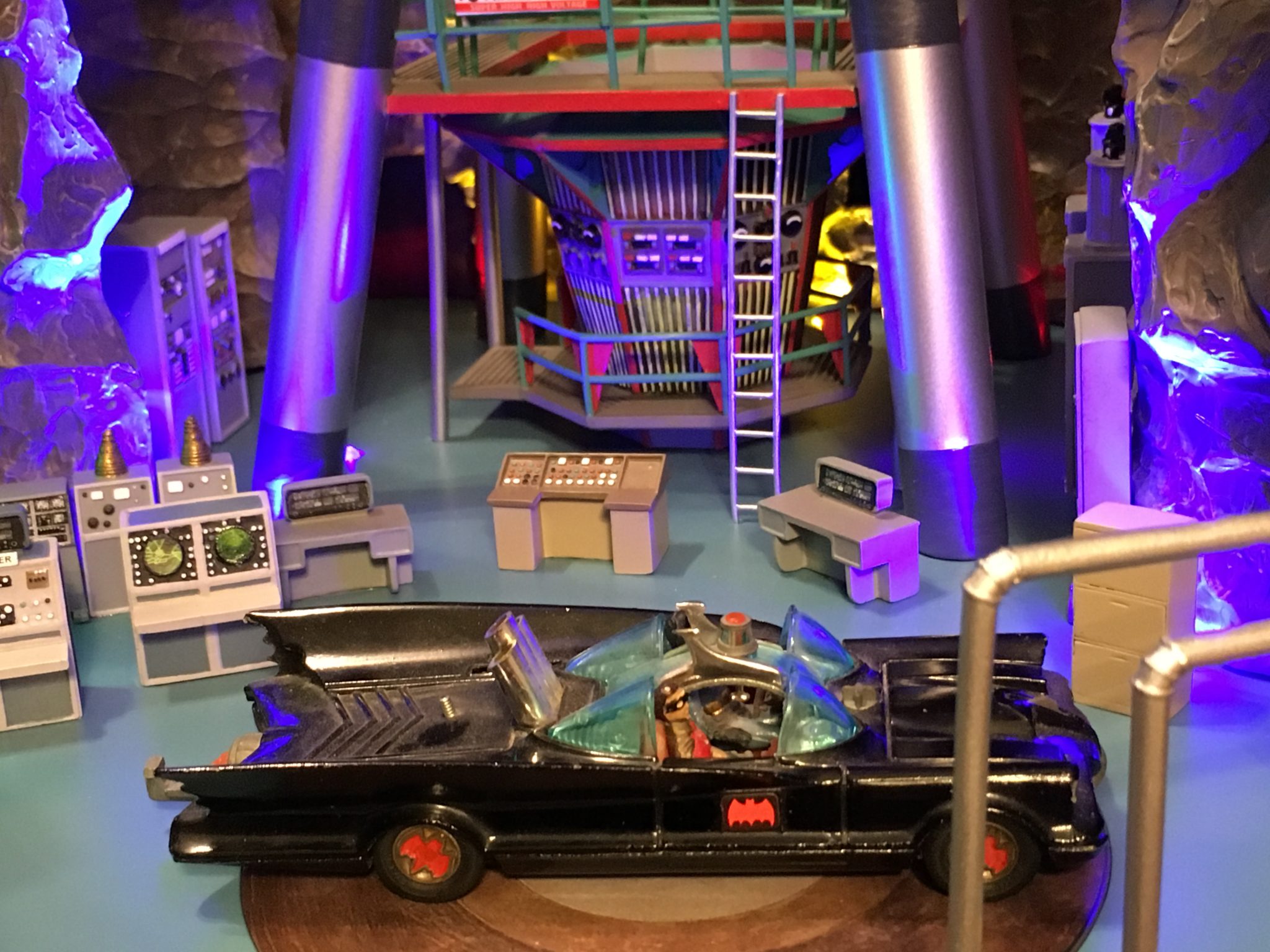 The TOP 13 BATCAVE PLAYSETS Ever – RANKED | 13th Dimension, Comics ...