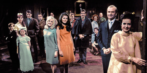 DARK SHADOWS: Dig 13 of the Classic Show’s Grooviest Characters | 13th ...