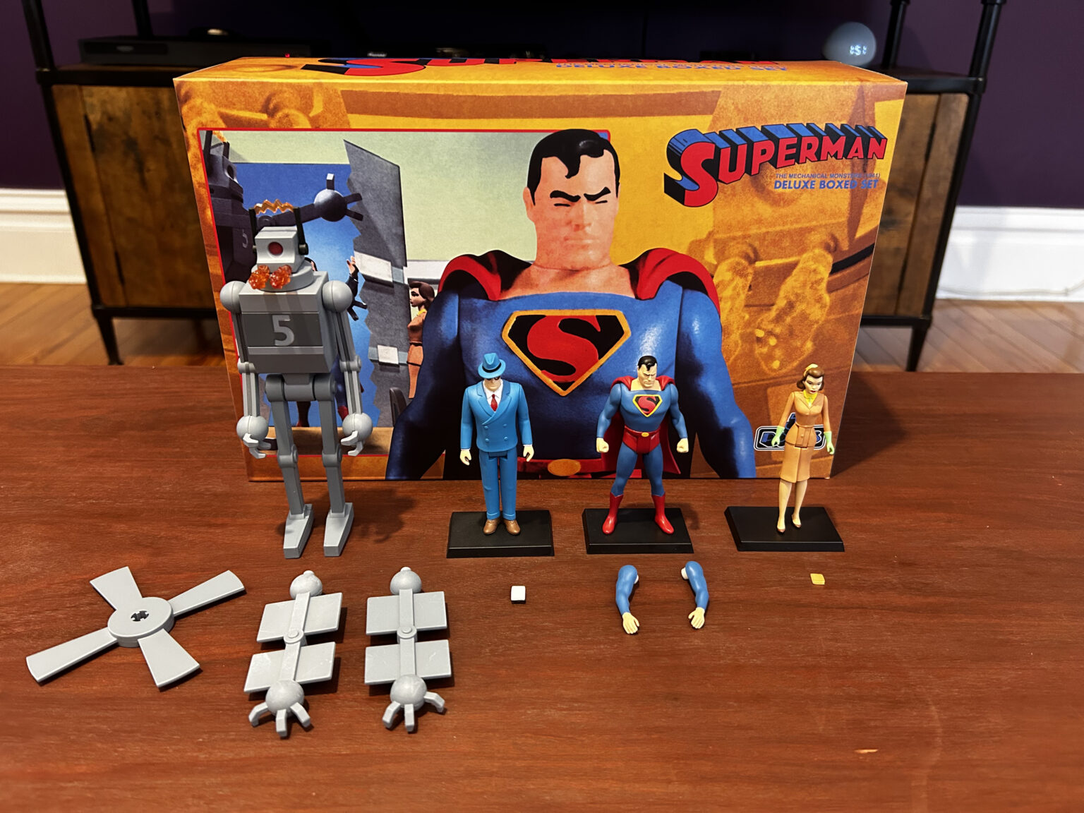 MAGNIFICENT! Dig MEZCO’s FLEISCHER SUPERMAN SET — From Every Possible ...