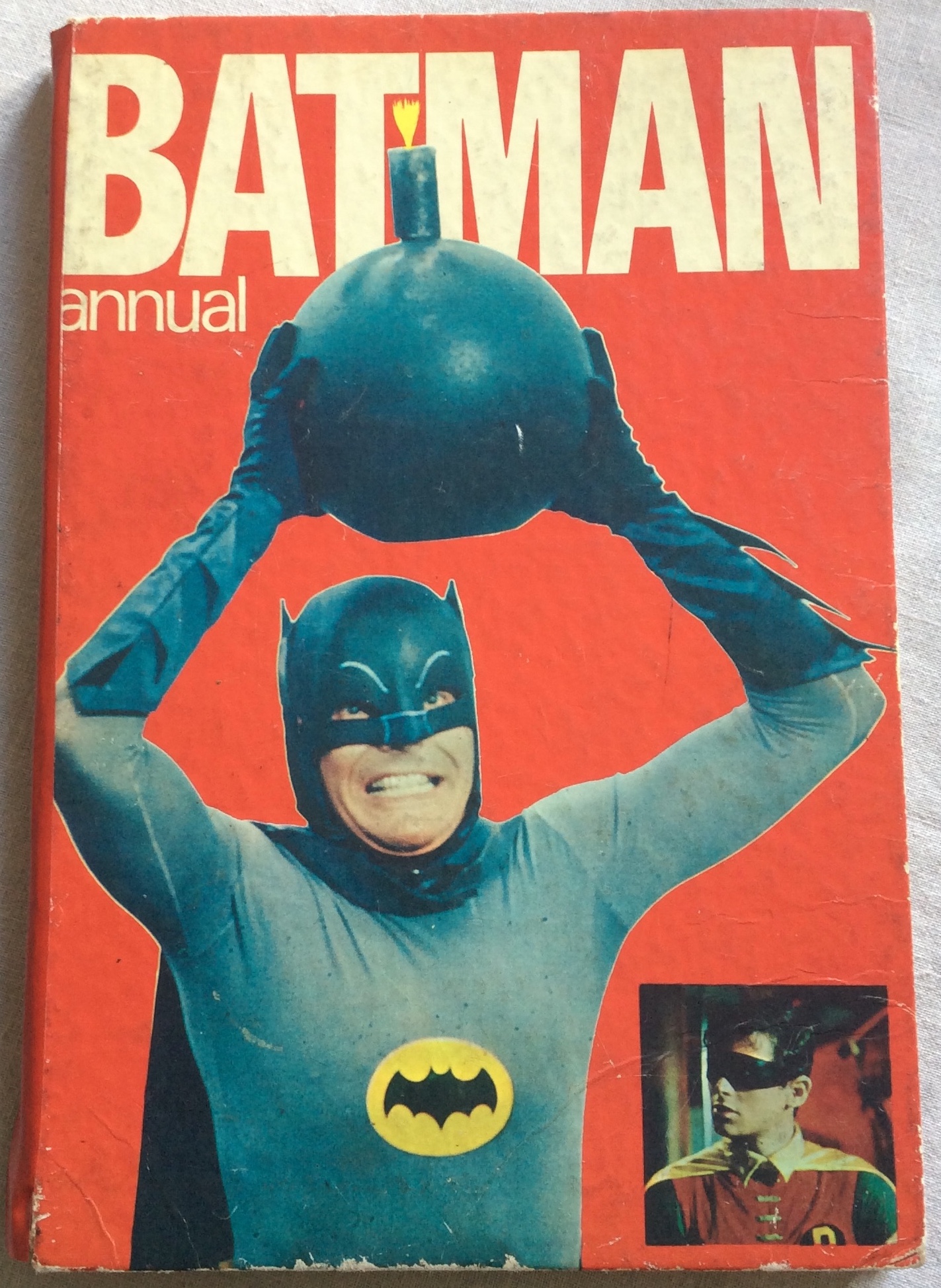13 COVERS: British BATMAN ANNUALS for BOXING DAY! | 13th Dimension ...