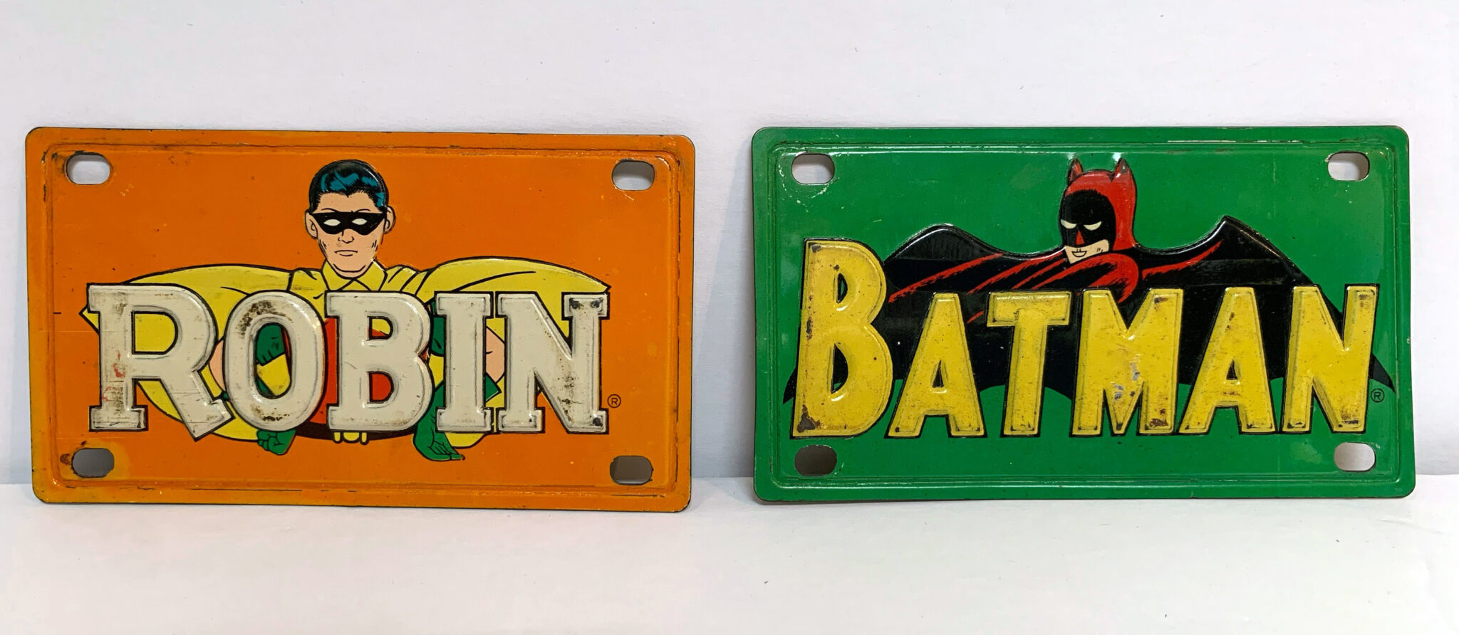WHY DC NEEDED A STYLE GUIDE: Dig 13 Wildly Off-Model BATMAN ...