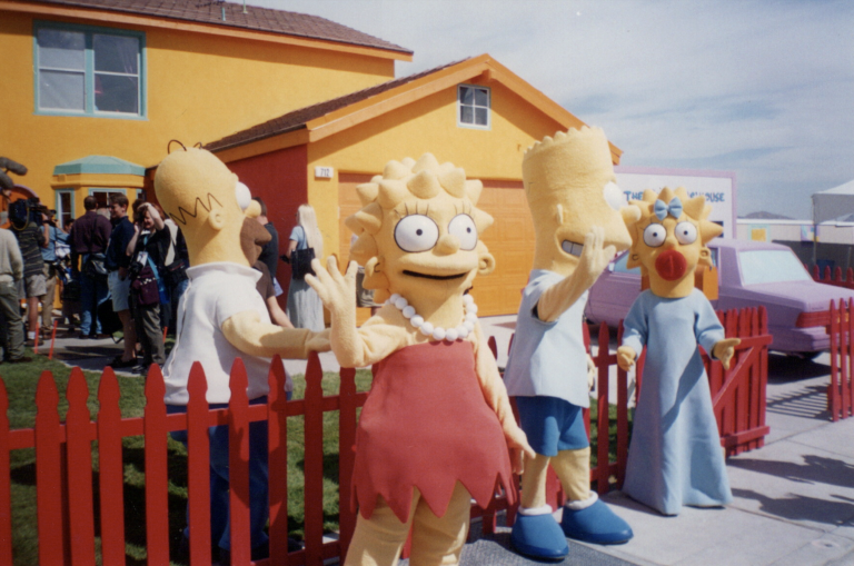 A Trip to the One (and Only) Real-Life SIMPSONS HOUSE | 13th Dimension ...